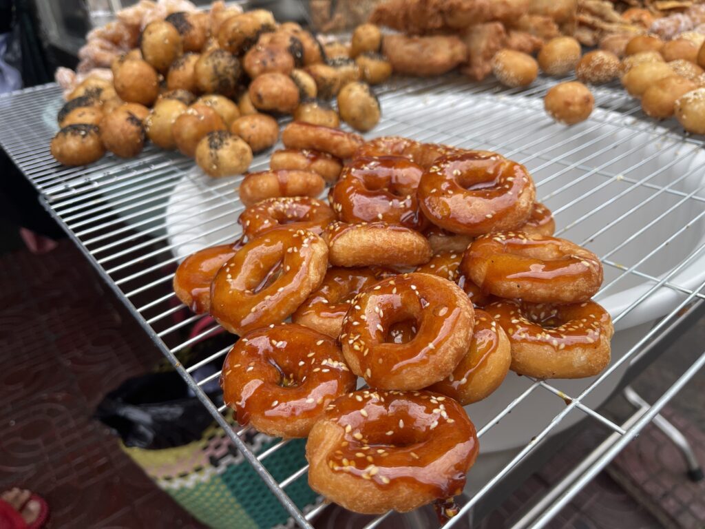 Explore some popular Khmer food in Cambodia - IntoCambodia